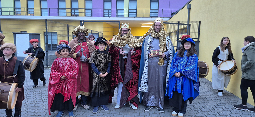 Charles Bukowski e José Anjos em “Diga 33 – Poesia no Teatro” – Jornal ...